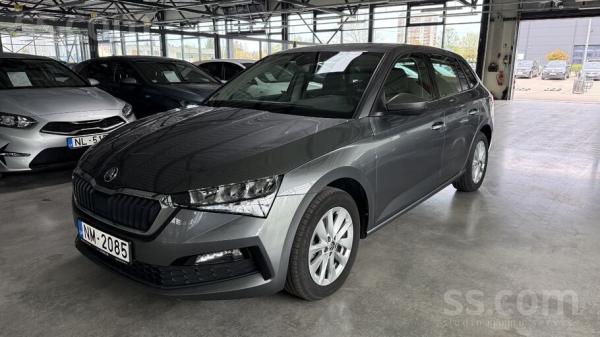 Pelēks Skoda Scala 2023 Rīga, ar dzinēja tilpumu 1.00 L un nobraukumu 41 tūkst. km par 16400 €, foto 1 vietnē AUTOMOTO.COM.LV
