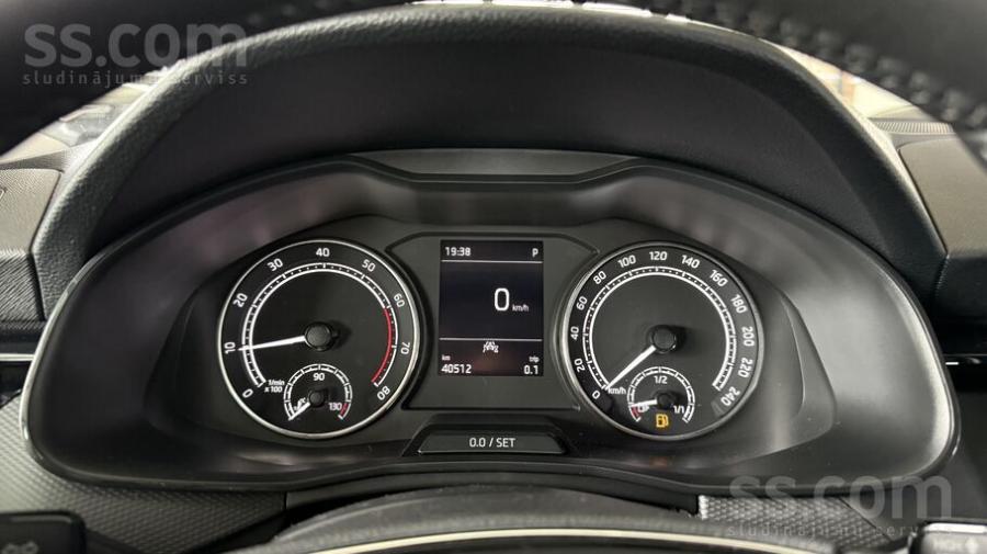 Pelēks Skoda Scala 2023 Rīga, ar dzinēja tilpumu 1.00 L un nobraukumu 41 tūkst. km par 16400 €, foto 19 vietnē AUTOMOTO.COM.LV