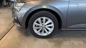 Pelēks Skoda Scala 2023 Rīga, ar dzinēja tilpumu 1.00 L un nobraukumu 48 tūkst. km par 15400 €, foto 8 vietnē AUTOMOTO.COM.LV