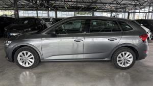 Pelēks Skoda Scala 2023 Rīga, ar dzinēja tilpumu 1.00 L un nobraukumu 41 tūkst. km par 1640000 €, foto  vietnē AUTOMOTO.COM.LV