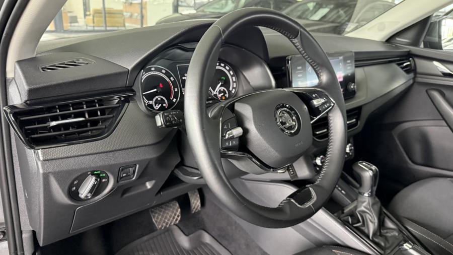 Pelēks Skoda Scala 2023 Rīga, ar dzinēja tilpumu 1.00 L un nobraukumu 41 tūkst. km par 1640000 €, foto 17 vietnē AUTOMOTO.COM.LV