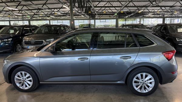 Grey Skoda Scala 2023 in Riga, with an engine capacity of 1.00 L and mileage of 48 thousand km for 1540000 €, photo 1 on AUTOMOTO.COM.LV