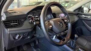 Pelēks Skoda Scala 2023 Rīga, ar dzinēja tilpumu 1.00 L un nobraukumu 48 tūkst. km par 1540000 €, foto 17 vietnē AUTOMOTO.COM.LV