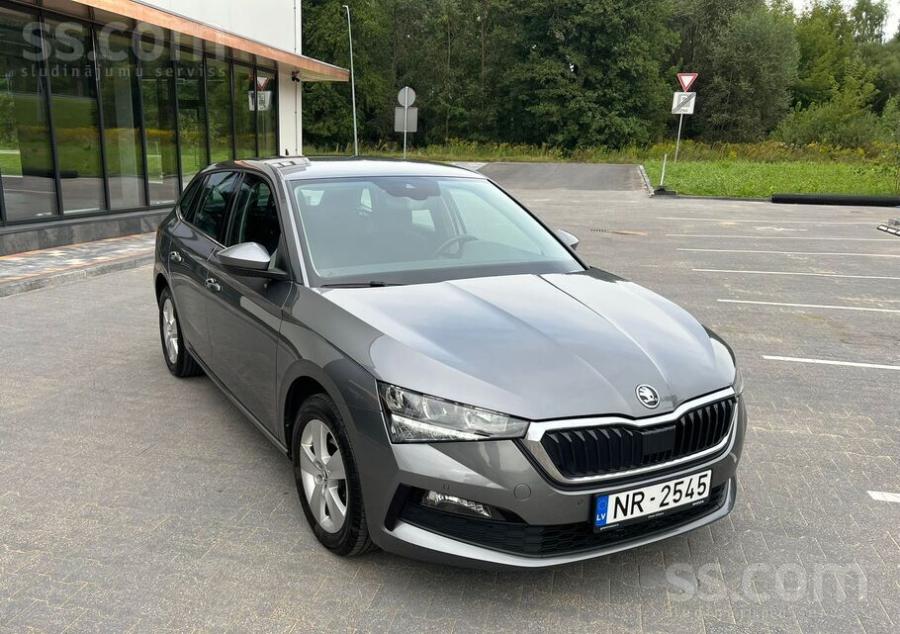 Grey Skoda Scala 2023 in Riga, with an engine capacity of 1.50 L and mileage of 42 thousand km for 16900 €, photo 1 on AUTOMOTO.COM.LV