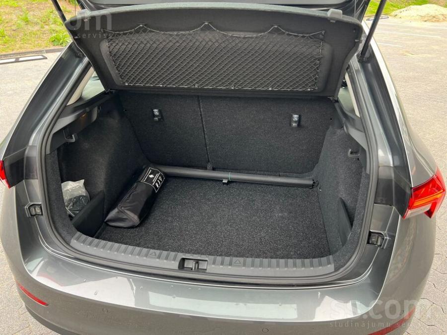 Grey Skoda Scala 2023 in Riga, with an engine capacity of 1.50 L and mileage of 42 thousand km for 16900 €, photo 10 on AUTOMOTO.COM.LV