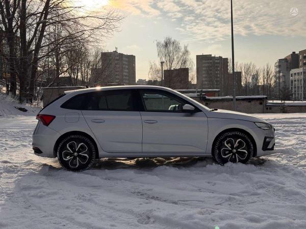 Grey Skoda Scala 2024 in Vilnius, with an engine capacity of 1.00 L and mileage of 45 thousand km for 17500 €, photo 6 on AUTOMOTO.COM.LV