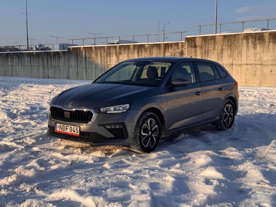 Grey Skoda Scala 2024 in Vilnius, with an engine capacity of 1.00 L and mileage of 55 thousand km for 14500 €, photo 1 on AUTOMOTO.COM.LV
