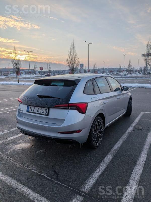 Pelēks Skoda Scala 2024 Rīga, ar dzinēja tilpumu 1.50 L un nobraukumu 20 tūkst. km par 20000 €, foto 4 vietnē AUTOMOTO.COM.LV