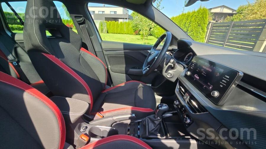 Pelēks Skoda Scala 2024 Jelgava, ar dzinēja tilpumu 1.50 L un nobraukumu 72 tūkst. km par 21000 €, foto 27 vietnē AUTOMOTO.COM.LV
