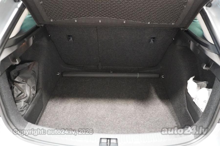 Grey Skoda Scala 2024 in Tallinn, with an engine capacity of 1.00 L and mileage of 47 thousand km for 16500 €, photo 8 on AUTOMOTO.COM.LV