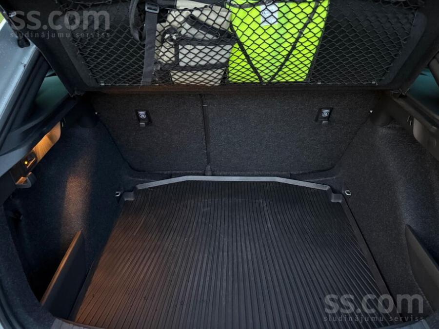 Grey Skoda Scala 2024 in Riga, with an engine capacity of 1.50 L and mileage of 35 thousand km for 26000 €, photo 27 on AUTOMOTO.COM.LV