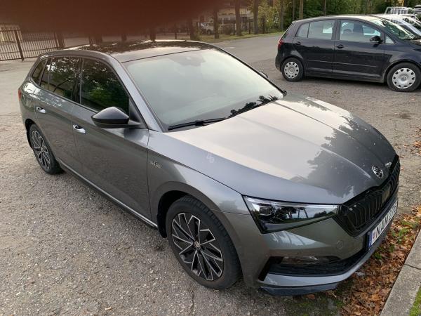 Pelēks Skoda Scala 2024 Panevēža, ar dzinēja tilpumu 1.00 L un nobraukumu 34 tūkst. km par 19500 €, foto 3 vietnē AUTOMOTO.COM.LV