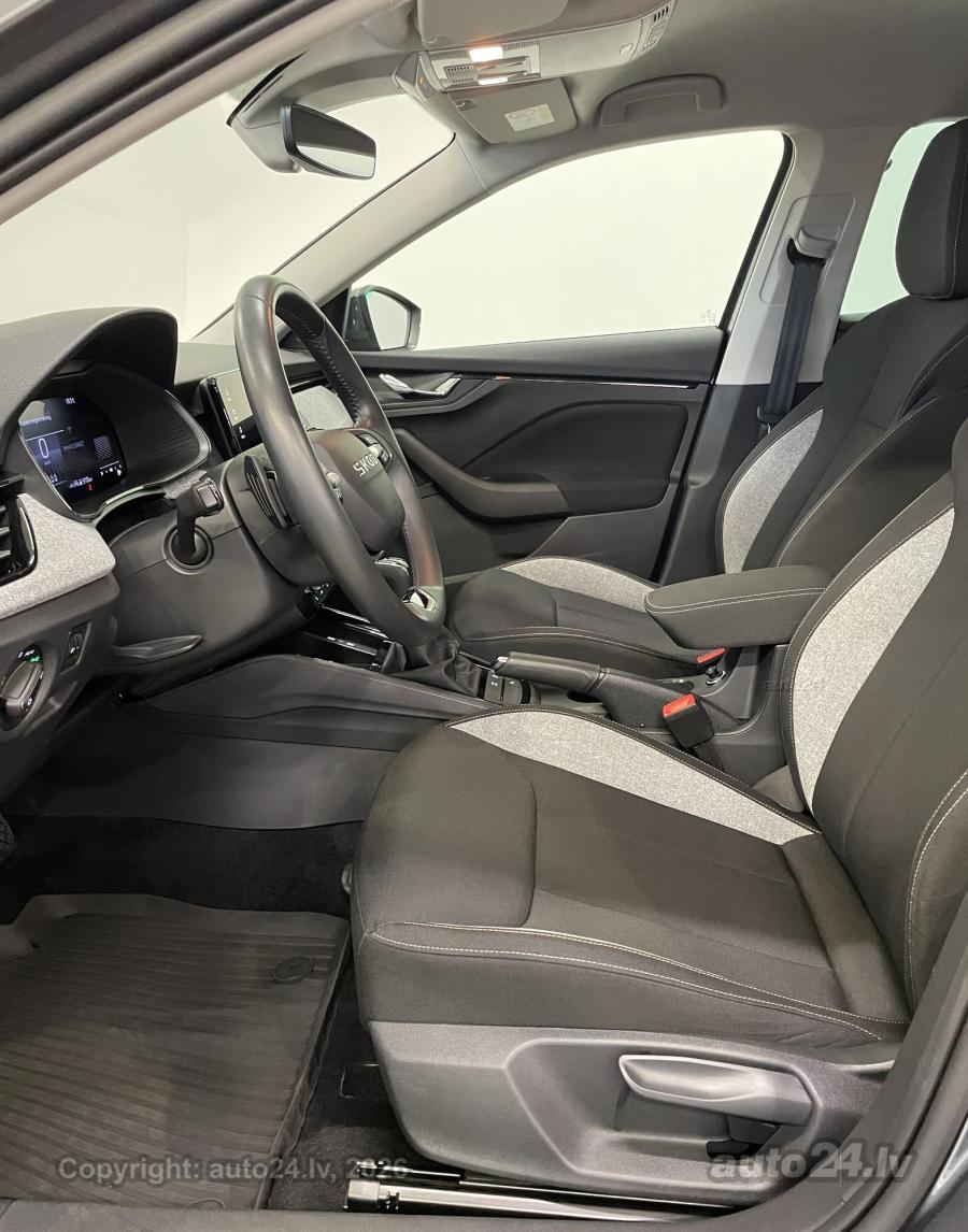 Grey Skoda Scala 2025 in Tallinn, with an engine capacity of 1.00 L and mileage of 38 thousand km for 18990 €, photo 7 on AUTOMOTO.COM.LV