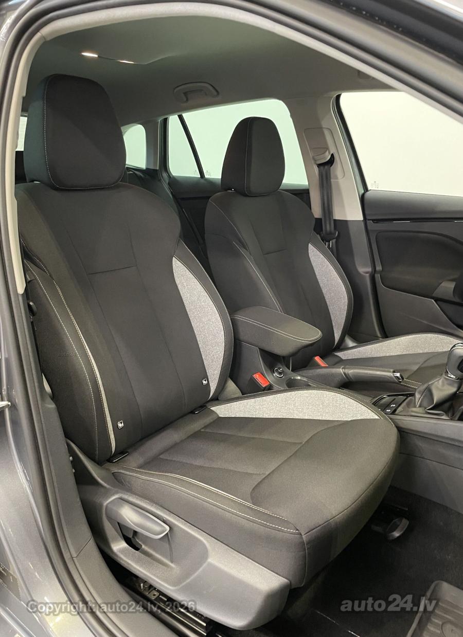 Grey Skoda Scala 2025 in Tallinn, with an engine capacity of 1.00 L and mileage of 38 thousand km for 18990 €, photo 11 on AUTOMOTO.COM.LV