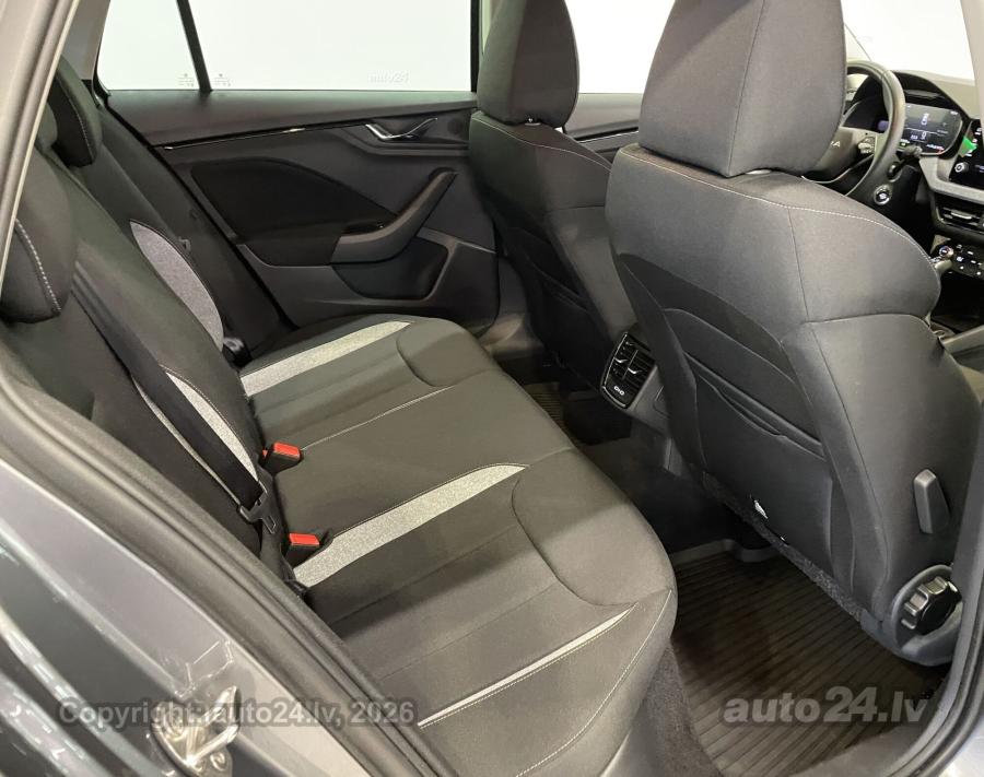 Grey Skoda Scala 2025 in Tallinn, with an engine capacity of 1.00 L and mileage of 38 thousand km for 18990 €, photo 12 on AUTOMOTO.COM.LV