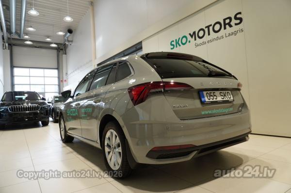 Pelēks Skoda Scala 2026 Tallina, ar dzinēja tilpumu 1.00 L un nobraukumu 4 tūkst. km par 24400 €, foto 2 vietnē AUTOMOTO.COM.LV