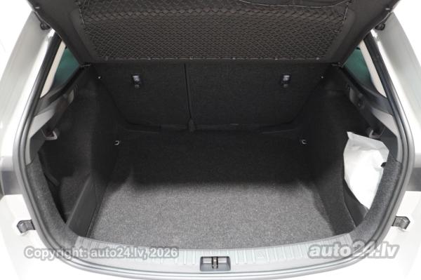 Pelēks Skoda Scala 2026 Tallina, ar dzinēja tilpumu 1.00 L un nobraukumu 4 tūkst. km par 24400 €, foto 7 vietnē AUTOMOTO.COM.LV