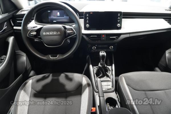 Pelēks Skoda Scala 2026 Tallina, ar dzinēja tilpumu 1.00 L un nobraukumu 4 tūkst. km par 24400 €, foto 10 vietnē AUTOMOTO.COM.LV
