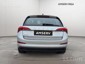Pelēks Skoda Scala 2022 Rīga, ar dzinēja tilpumu 1.50 L un nobraukumu 150 tūkst. km par 12200 €, foto 5 vietnē AUTOMOTO.COM.LV