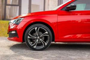 Red Skoda Scala 2019 in Vilnius, with an engine capacity of 1.60 L and mileage of 205 thousand km for 11900 €, photo 11 on AUTOMOTO.COM.LV