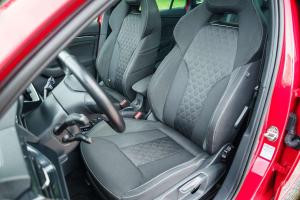 Red Skoda Scala 2019 in Vilnius, with an engine capacity of 1.60 L and mileage of 205 thousand km for 11900 €, photo 18 on AUTOMOTO.COM.LV