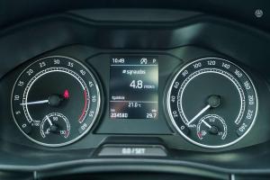 Red Skoda Scala 2019 in Vilnius, with an engine capacity of 1.60 L and mileage of 205 thousand km for 11900 €, photo 27 on AUTOMOTO.COM.LV