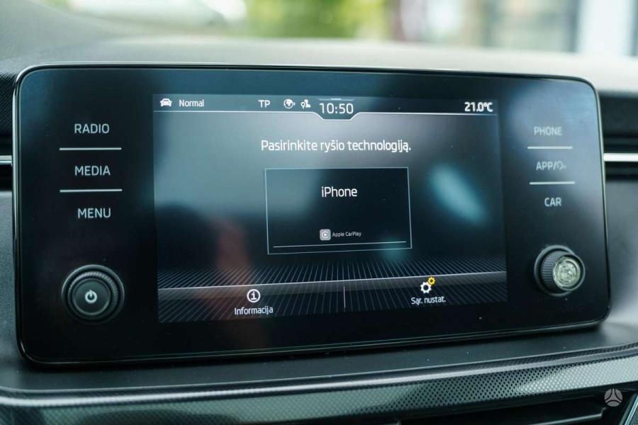 Red Skoda Scala 2019 in Vilnius, with an engine capacity of 1.60 L and mileage of 205 thousand km for 11900 €, photo 34 on AUTOMOTO.COM.LV