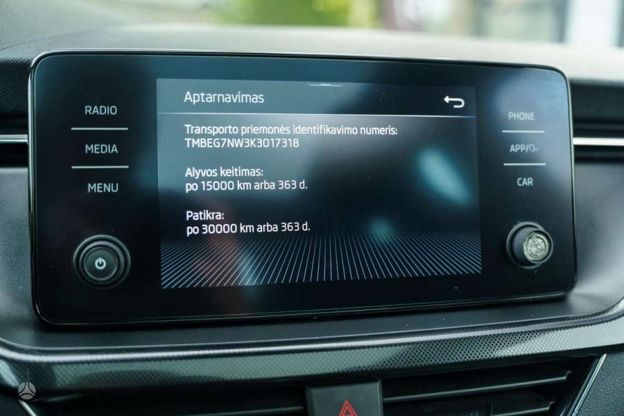 Red Skoda Scala 2019 in Vilnius, with an engine capacity of 1.60 L and mileage of 205 thousand km for 11900 €, photo 36 on AUTOMOTO.COM.LV
