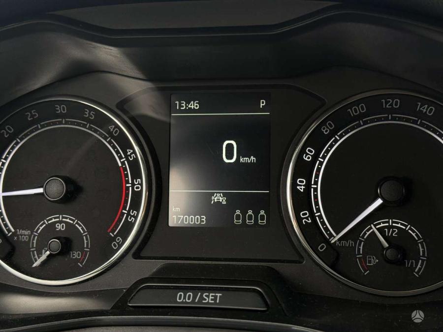 Sarkans Skoda Scala 2020 Kauņa, ar dzinēja tilpumu 1.60 L un nobraukumu 170 tūkst. km par 10800 €, foto 12 vietnē AUTOMOTO.COM.LV