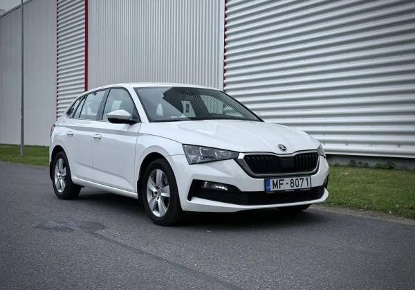 White Skoda Scala 2019 in Riga, with an engine capacity of 1.60 L and mileage of 248 thousand km for 9900 €, photo 4 on AUTOMOTO.COM.LV
