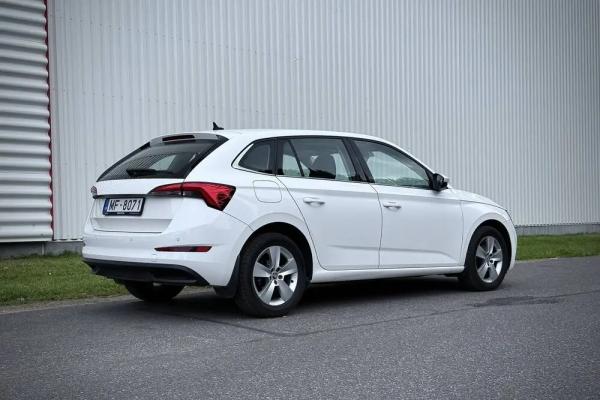 White Skoda Scala 2019 in Riga, with an engine capacity of 1.60 L and mileage of 248 thousand km for 9900 €, photo 6 on AUTOMOTO.COM.LV