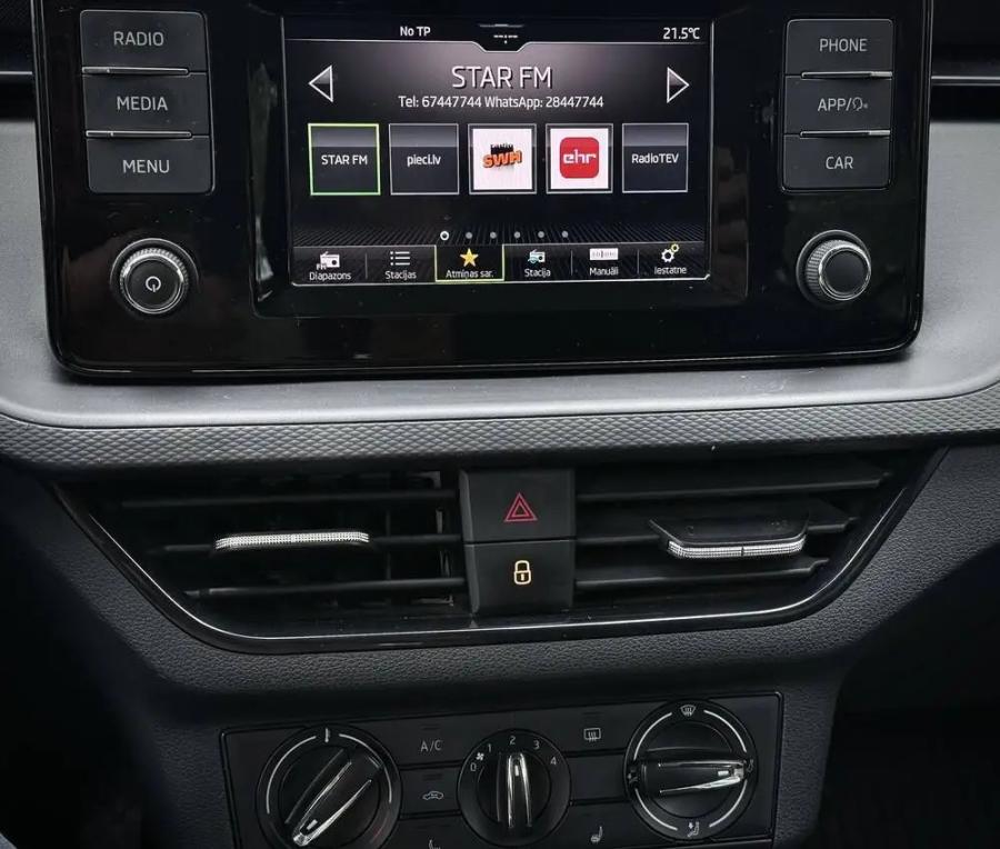 White Skoda Scala 2019 in Riga, with an engine capacity of 1.60 L and mileage of 248 thousand km for 9900 €, photo 14 on AUTOMOTO.COM.LV