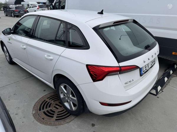 Balts Skoda Scala 2019 Kauņa, ar dzinēja tilpumu 1.60 L un nobraukumu 244 tūkst. km par 10406 €, foto 3 vietnē AUTOMOTO.COM.LV