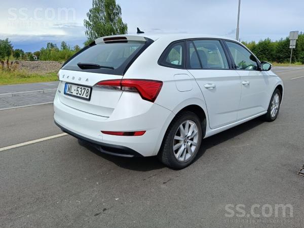 Balts Skoda Scala 2020 Rīga, ar dzinēja tilpumu 1.00 L un nobraukumu 136 tūkst. km par 9800 €, foto 4 vietnē AUTOMOTO.COM.LV