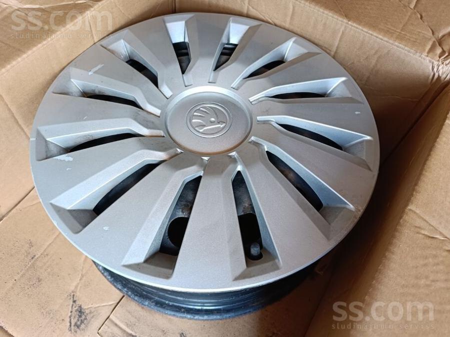 Balts Skoda Scala 2020 Rīga, ar dzinēja tilpumu 1.00 L un nobraukumu 136 tūkst. km par 9800 €, foto 14 vietnē AUTOMOTO.COM.LV
