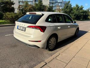 White Skoda Scala 2020 in Vilnius, with an engine capacity of 1.00 L and mileage of 61 thousand km for 10990 €, photo 5 on AUTOMOTO.COM.LV