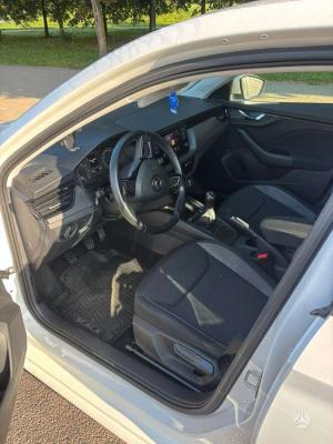 White Skoda Scala 2020 in Vilnius, with an engine capacity of 1.00 L and mileage of 61 thousand km for 10990 €, photo 8 on AUTOMOTO.COM.LV