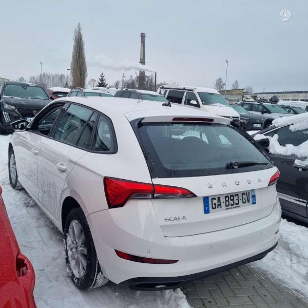 Balts Skoda Scala 2021 Tauragė, ar dzinēja tilpumu 1.60 L un nobraukumu 225 tūkst. km par 8600 €, foto 4 vietnē AUTOMOTO.COM.LV