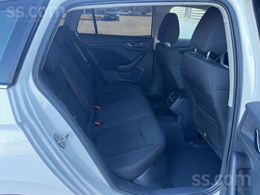 White Skoda Scala 2021 in Riga, with an engine capacity of 1.00 L and mileage of 143 thousand km for 11900 €, photo 12 on AUTOMOTO.COM.LV