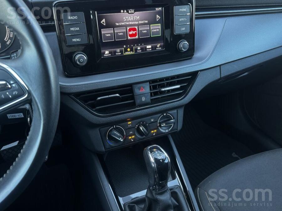 White Skoda Scala 2021 in Riga, with an engine capacity of 1.00 L and mileage of 143 thousand km for 11900 €, photo 17 on AUTOMOTO.COM.LV