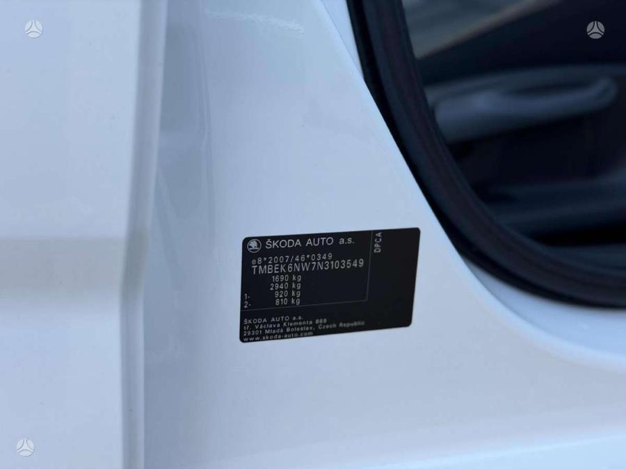 White Skoda Scala 2022 in Siauliai, with an engine capacity of 1.50 L and mileage of 200 thousand km for 12947 €, photo 33 on AUTOMOTO.COM.LV