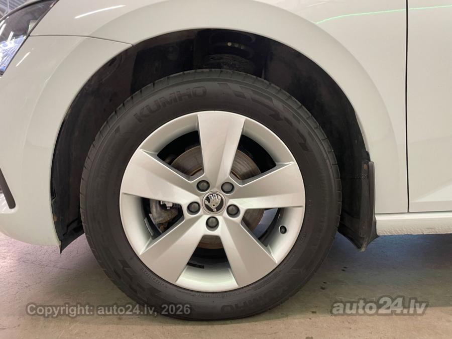 Balts Skoda Scala 2022 Tallina, ar dzinēja tilpumu 1.00 L un nobraukumu 128 tūkst. km par 12890 €, foto 6 vietnē AUTOMOTO.COM.LV