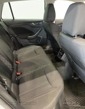 Balts Skoda Scala 2022 Tallina, ar dzinēja tilpumu 1.00 L un nobraukumu 128 tūkst. km par 12890 €, foto 8 vietnē AUTOMOTO.COM.LV