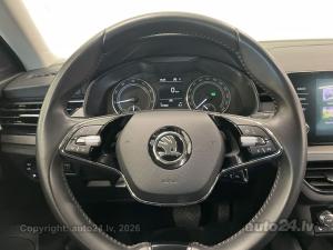 Balts Skoda Scala 2022 Tallina, ar dzinēja tilpumu 1.00 L un nobraukumu 128 tūkst. km par 12890 €, foto 13 vietnē AUTOMOTO.COM.LV