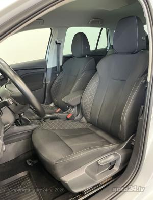 Balts Skoda Scala 2022 Tallina, ar dzinēja tilpumu 1.00 L un nobraukumu 128 tūkst. km par 12890 €, foto 18 vietnē AUTOMOTO.COM.LV