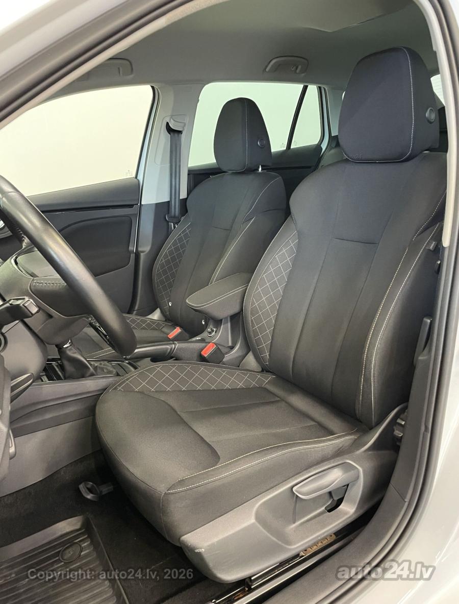 Balts Skoda Scala 2022 Tallina, ar dzinēja tilpumu 1.00 L un nobraukumu 128 tūkst. km par 12890 €, foto 18 vietnē AUTOMOTO.COM.LV