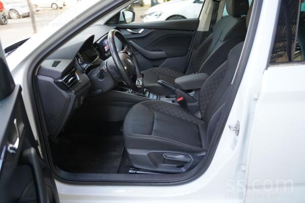 White Skoda Scala 2022 in Riga, with an engine capacity of 1.00 L and mileage of 125 thousand km for 9950 €, photo 7 on AUTOMOTO.COM.LV