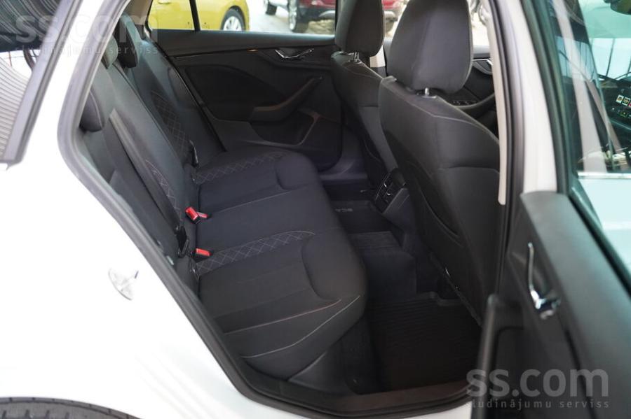 Balts Skoda Scala 2022 Rīga, ar dzinēja tilpumu 1.00 L un nobraukumu 125 tūkst. km par 9950 €, foto 10 vietnē AUTOMOTO.COM.LV