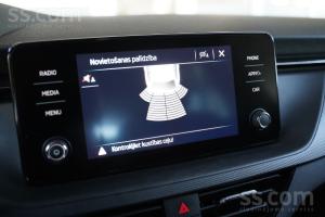 Balts Skoda Scala 2022 Rīga, ar dzinēja tilpumu 1.00 L un nobraukumu 125 tūkst. km par 9950 €, foto 23 vietnē AUTOMOTO.COM.LV