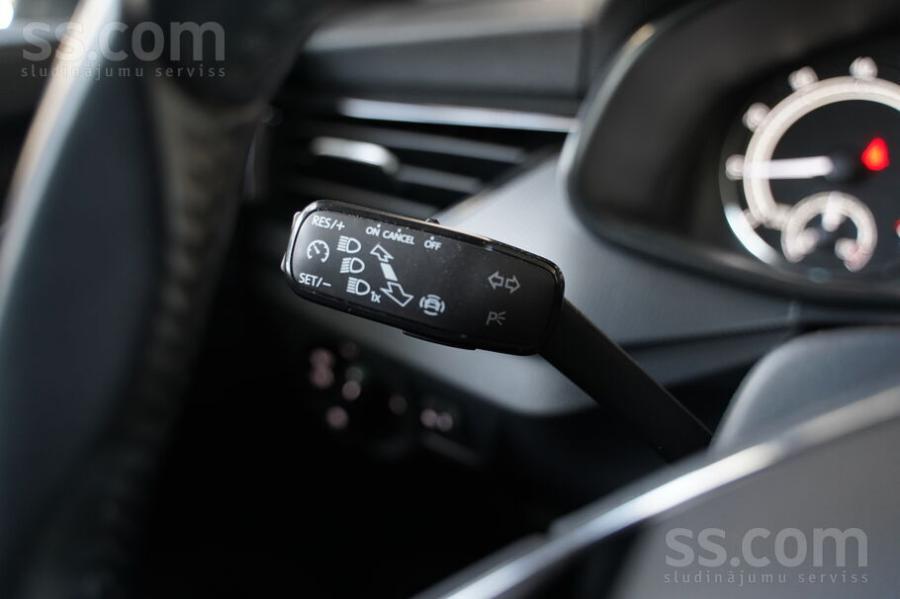 Balts Skoda Scala 2022 Rīga, ar dzinēja tilpumu 1.00 L un nobraukumu 125 tūkst. km par 9950 €, foto 24 vietnē AUTOMOTO.COM.LV